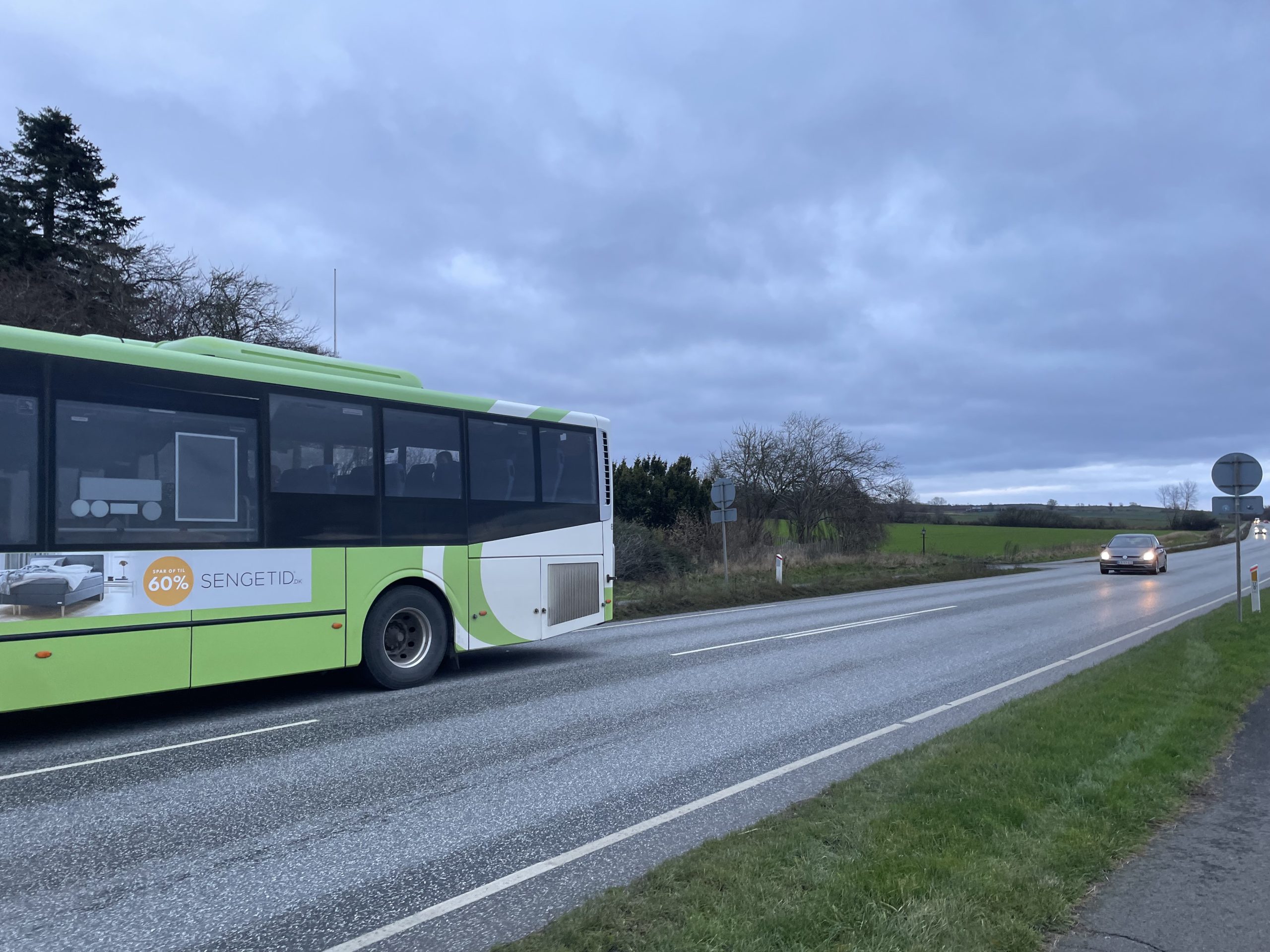 Fynbus holdt stille på Hans Schacksvej i morges | Kjerteminde Avis